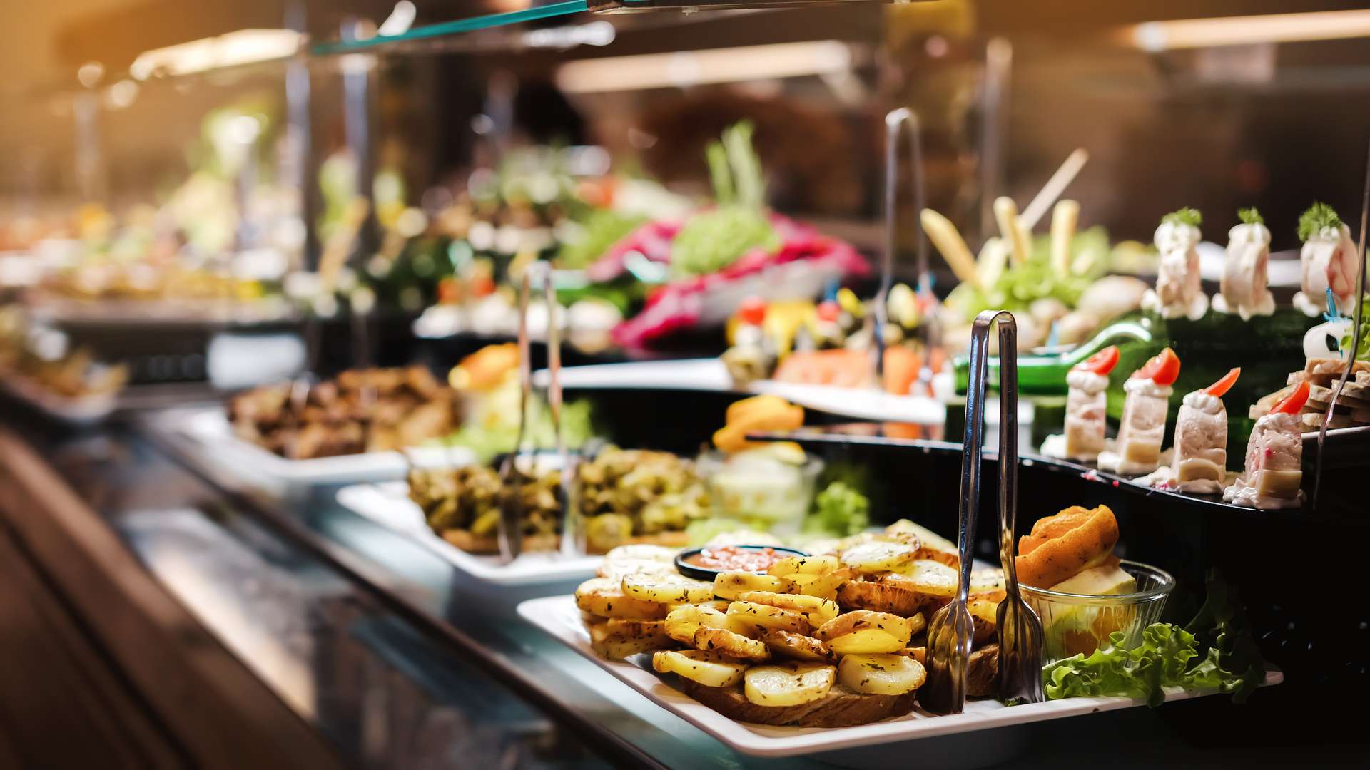20 Best Hotel Buffet in Kuala Lumpur, For High Tea and Dinner