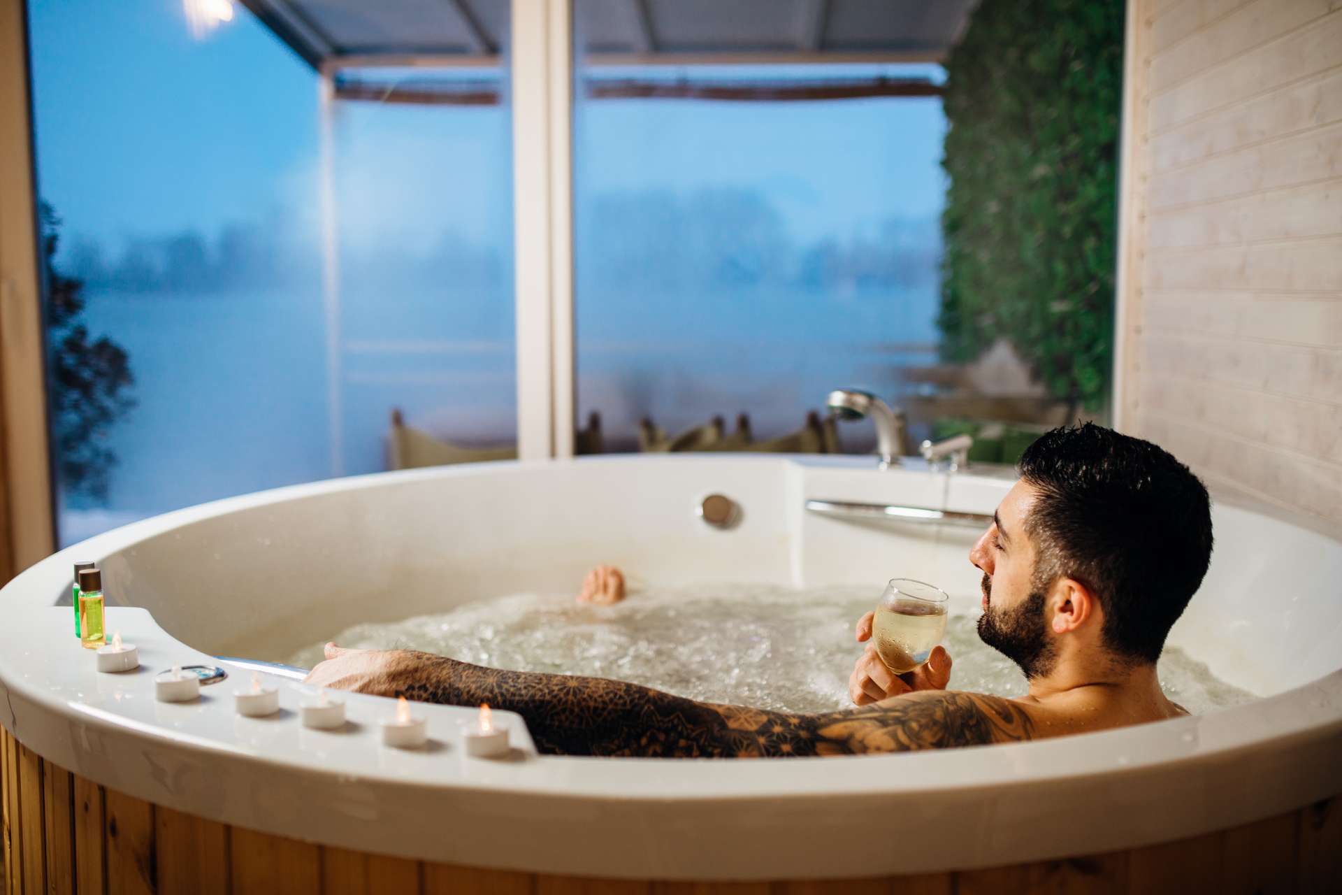 7 Best Luxurious Jacuzzi Hotels To Stay In Kuala Lumpur