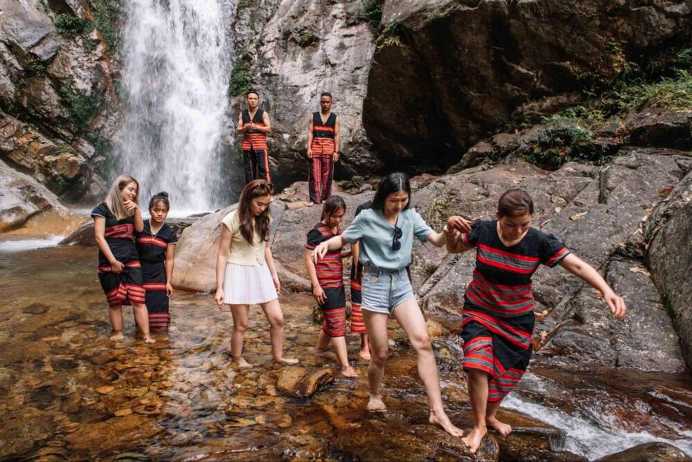 Kinh nghiệm chinh phục thác Anor A Lưới - “thiếu nữ sơn cước”