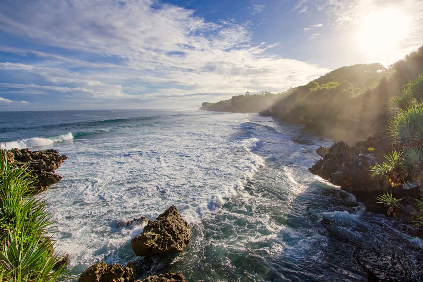Panduan Berwisata ke Pantai Kukup, Jogja