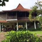 8 Rekomendasi Villa Semarang dengan Fasilitas Kolam Renang Terbaik