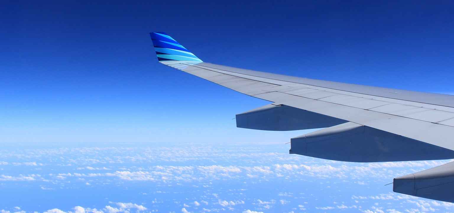 10 Tips Naik Pesawat ke Luar Negeri untuk Pertama Kali