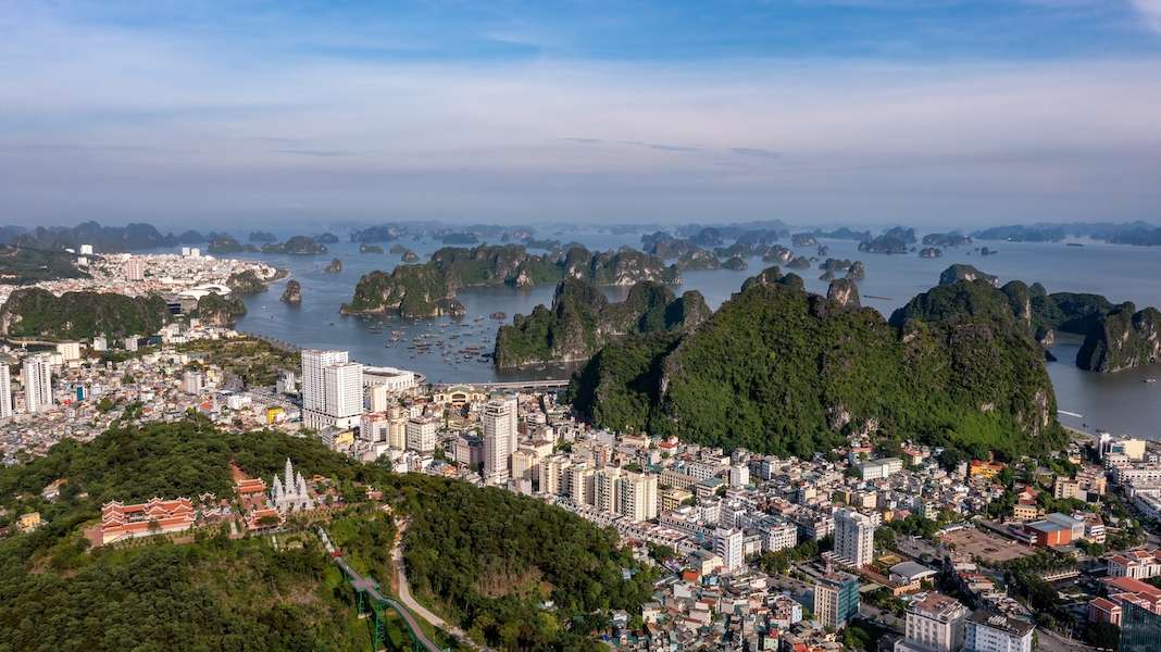 Cẩm nang du lịch Hòn Gai Hạ Long chi tiết 2024