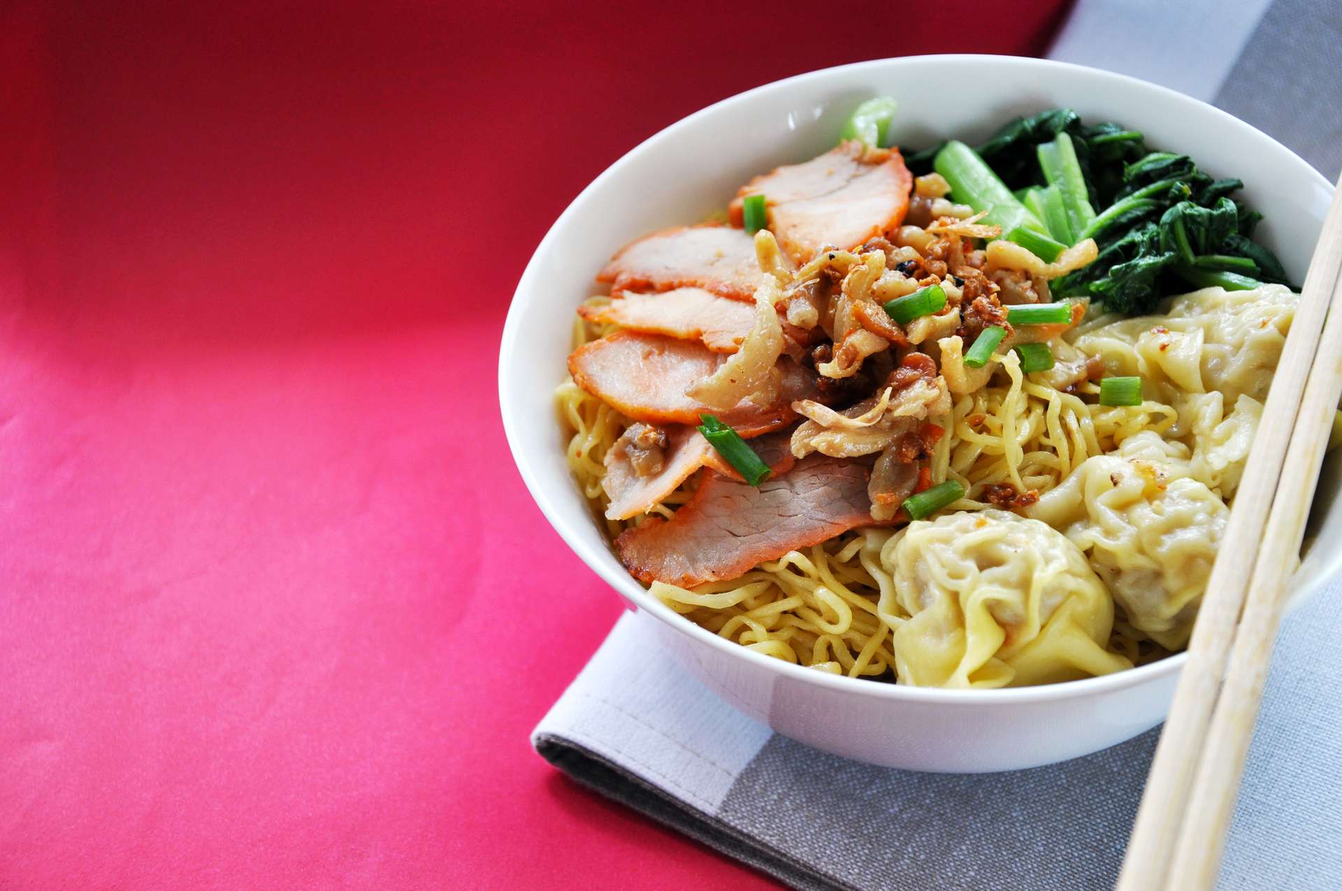 Orchard Food Guide: 15 Best Places That Food Lovers Should Visit