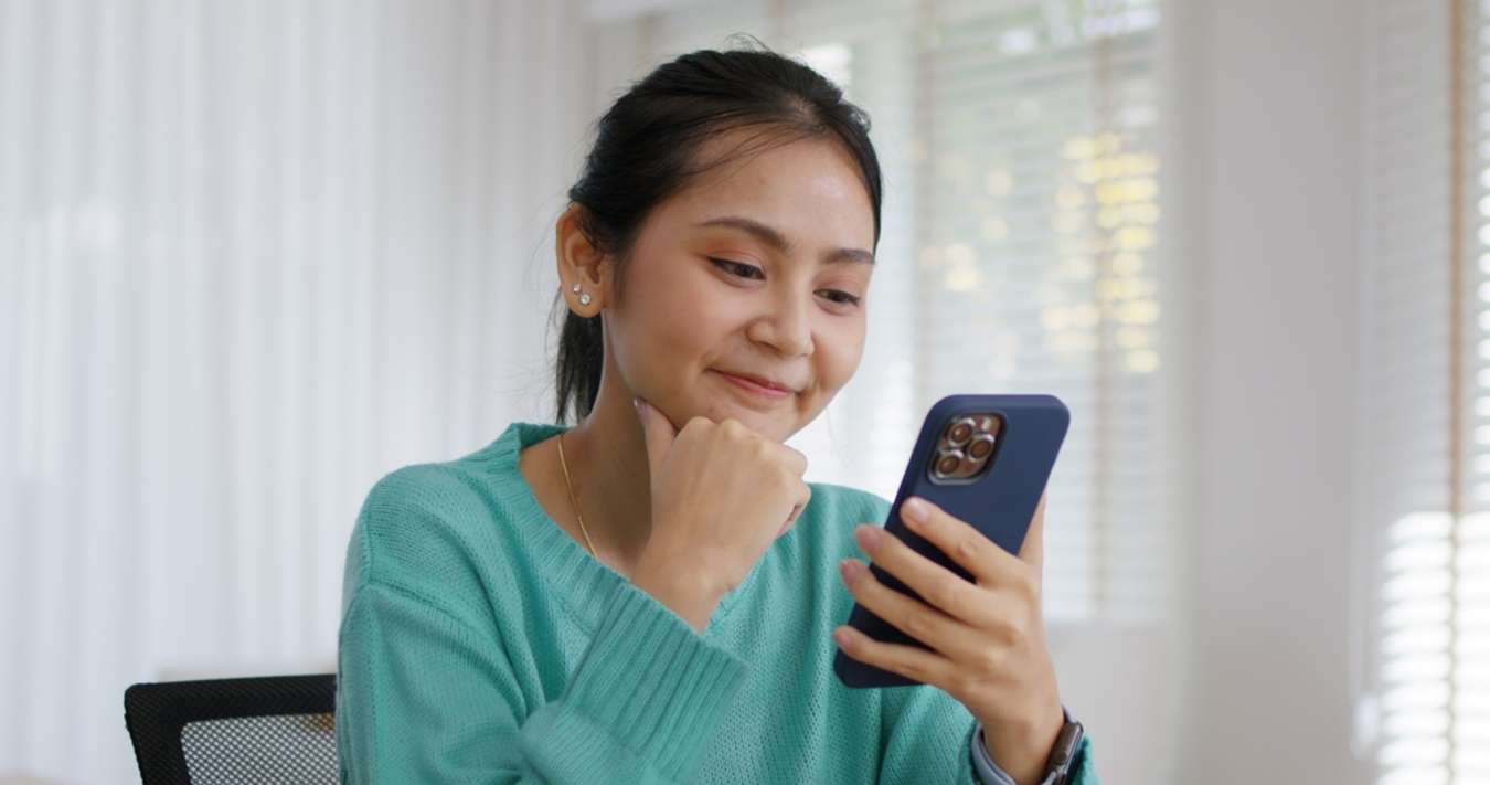 Cara Menebalkan Tulisan di WhatsApp, Bisa Lewat Aplikasi atau Website!