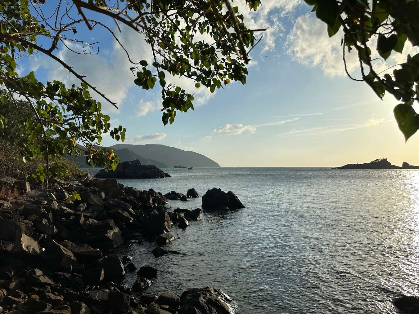 Cùng khám phá thiên đường biển Côn Sơn