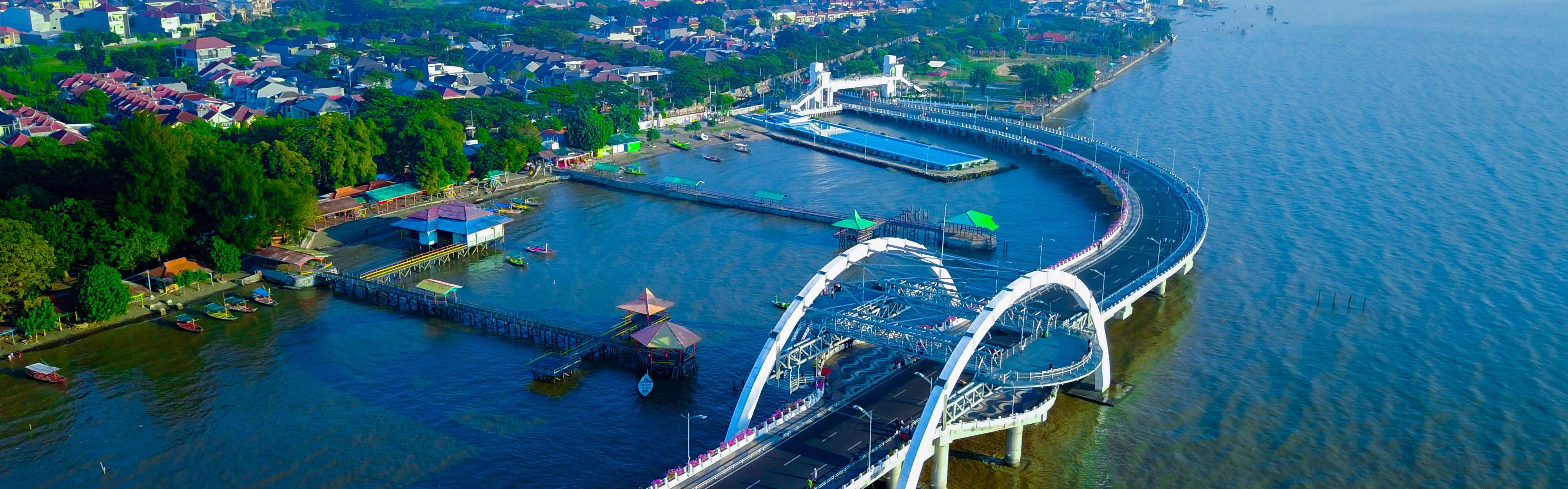 Getting Around Surabaya, Indonesia