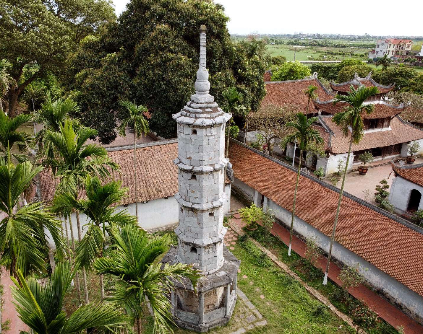 Chùa Bút Tháp: Ngôi chùa linh thiêng đẹp bậc nhất Bắc Ninh
