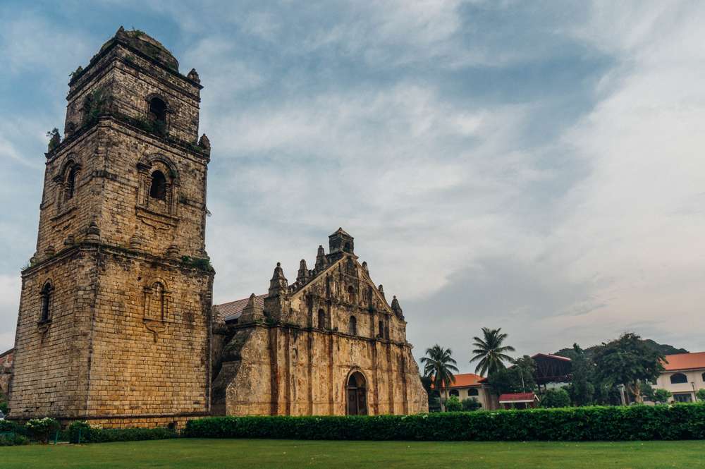 Explore the Enchanting Ilocos Region: Rich Culture, History & Cuisine