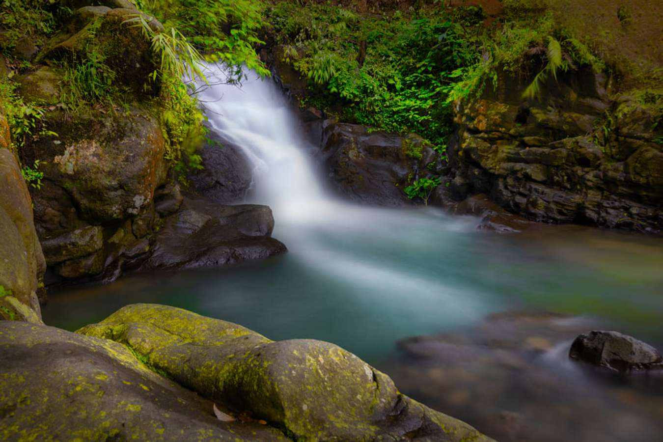 22 Wisata Curug di Bogor Terupdate 2023, Lengkap Harga Tiket dan Lokasi!