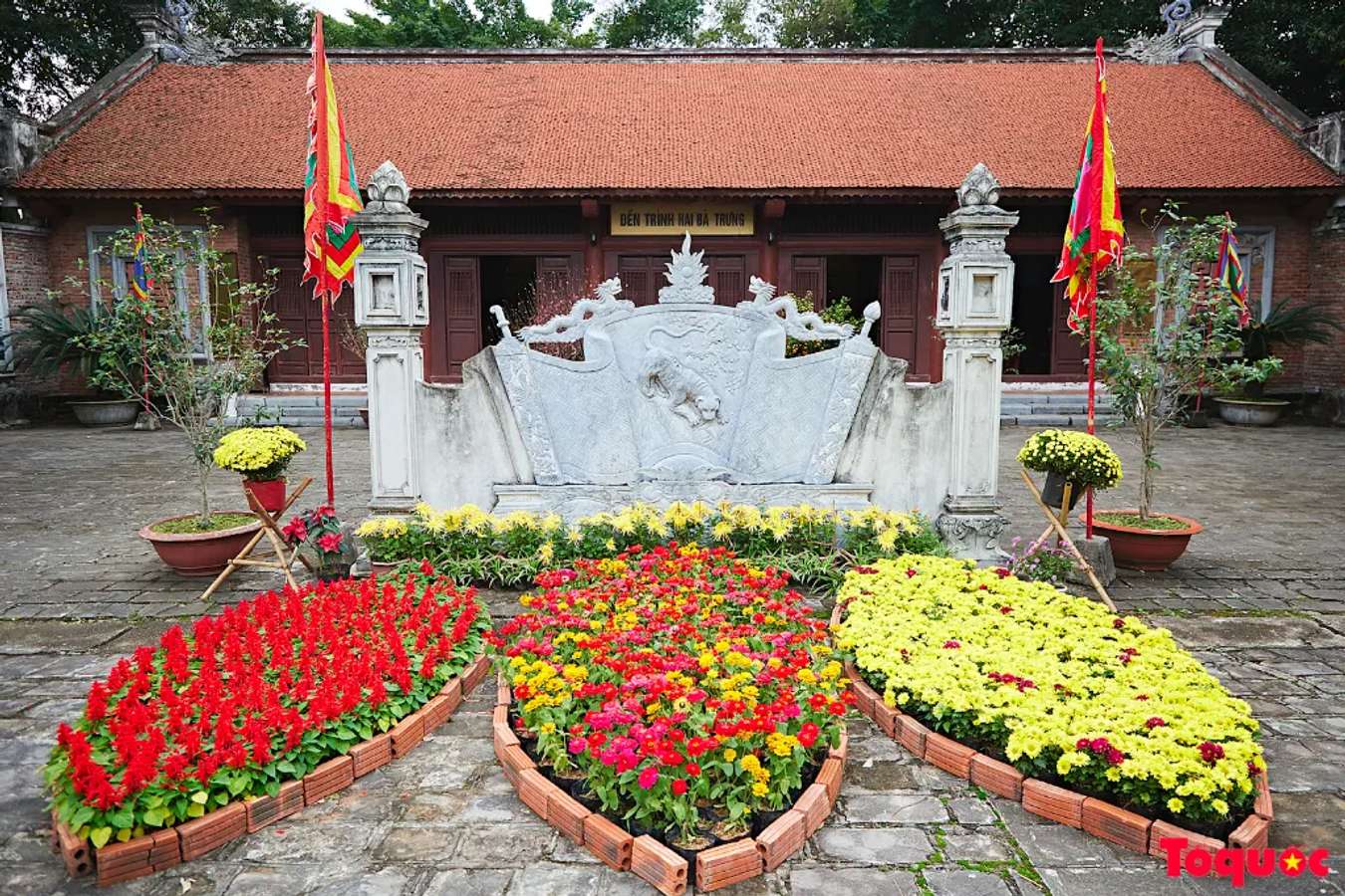 Đền Hai Bà Trưng: Điểm du lịch văn hoá tâm linh giữa lòng thủ đô