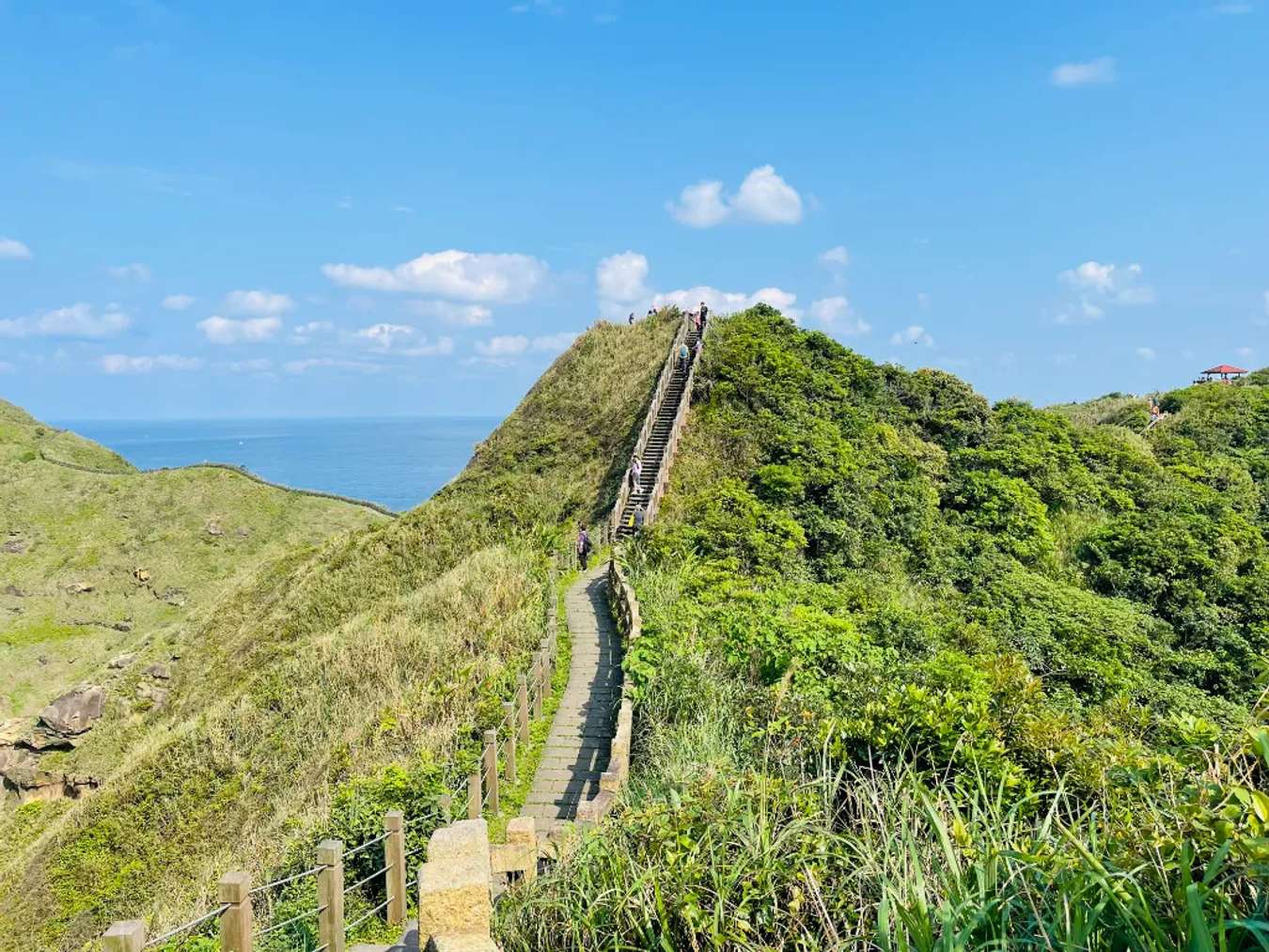 Một ngày rong ruổi tới cung đường Bitoujiao ở Đài Loan