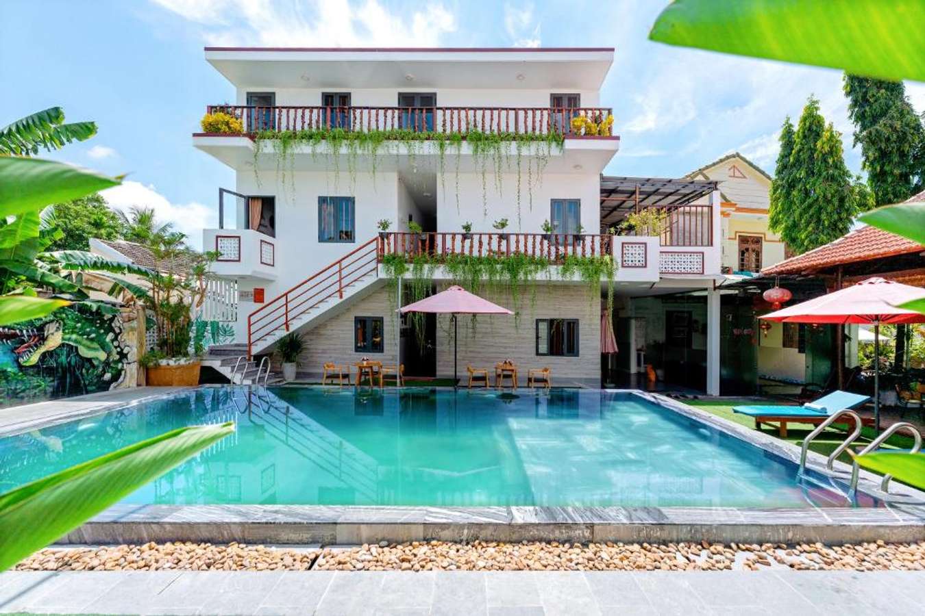 Hoi An Travel Guide: Things to Do & Where to Stay