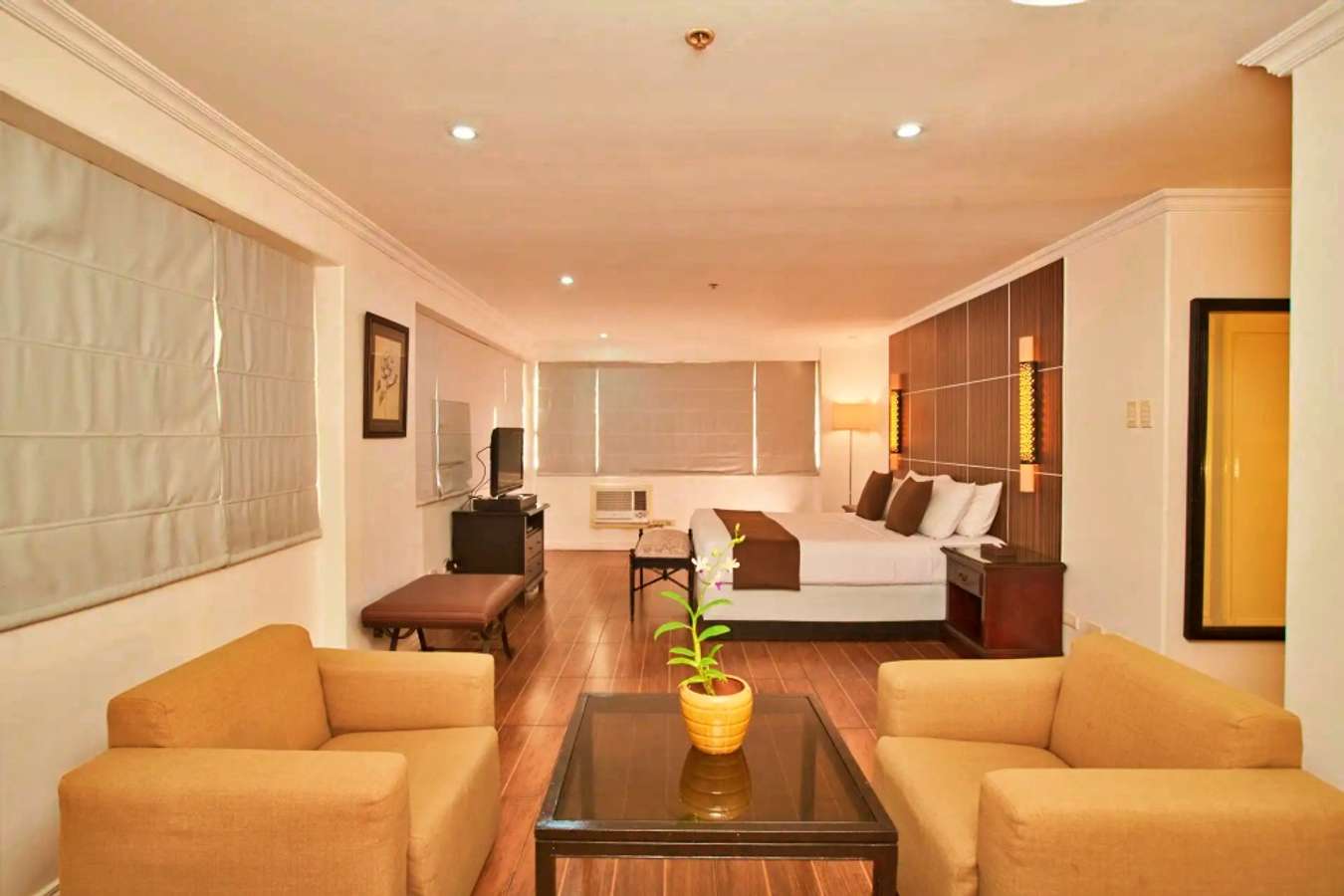 Top 7 Hotels in Manila for A Memorable Babymoon With Your Spouse