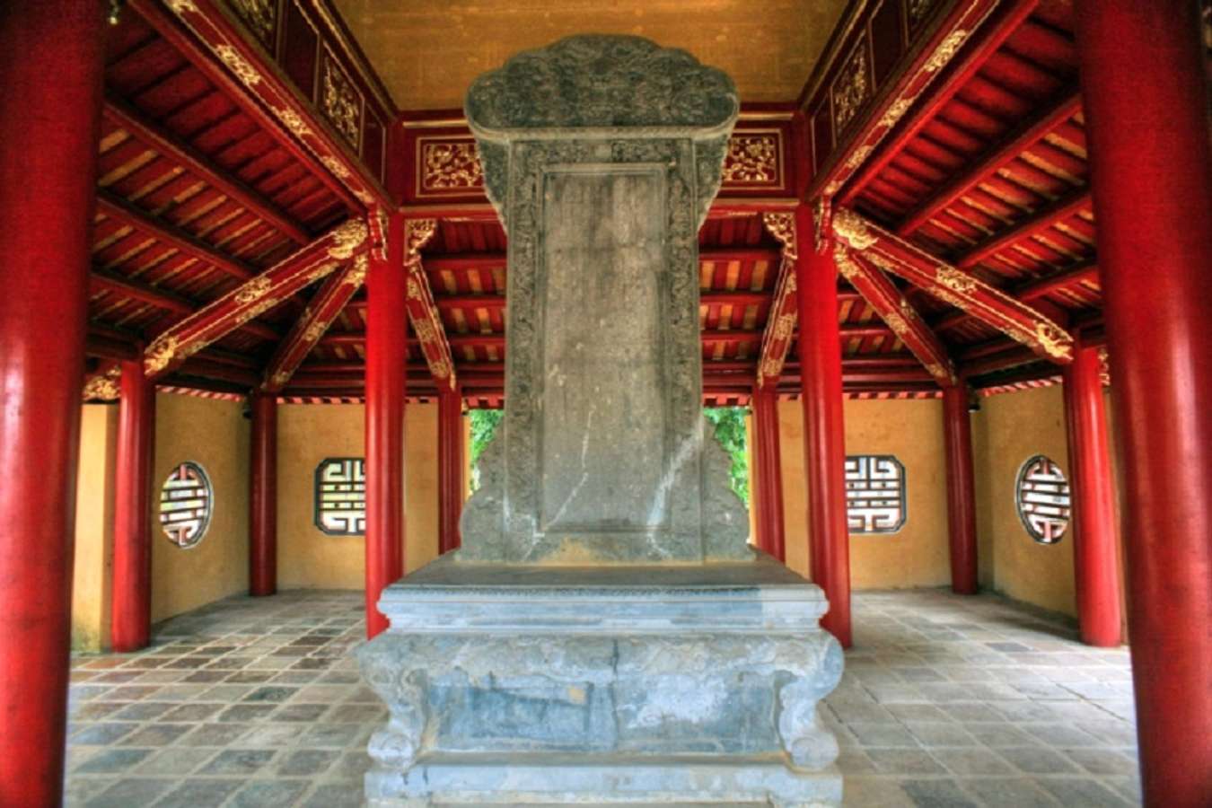 Du lịch Lăng Gia Long: Chiêm ngưỡng vẻ đẹp cổ kính, hữu tình