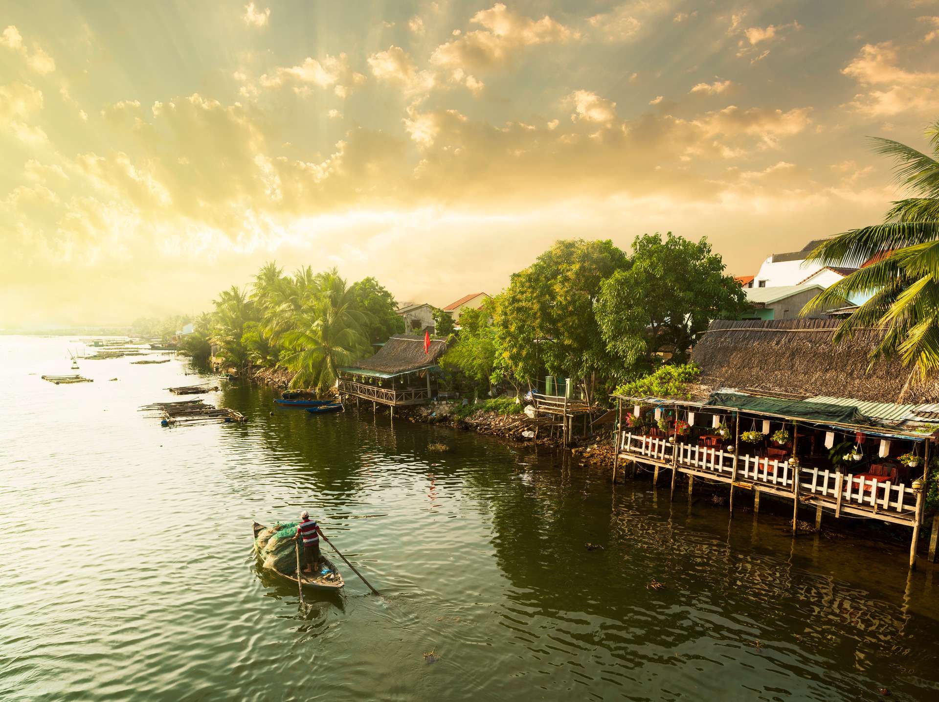 Hoi An Travel Guide: Things to Do & Where to Stay
