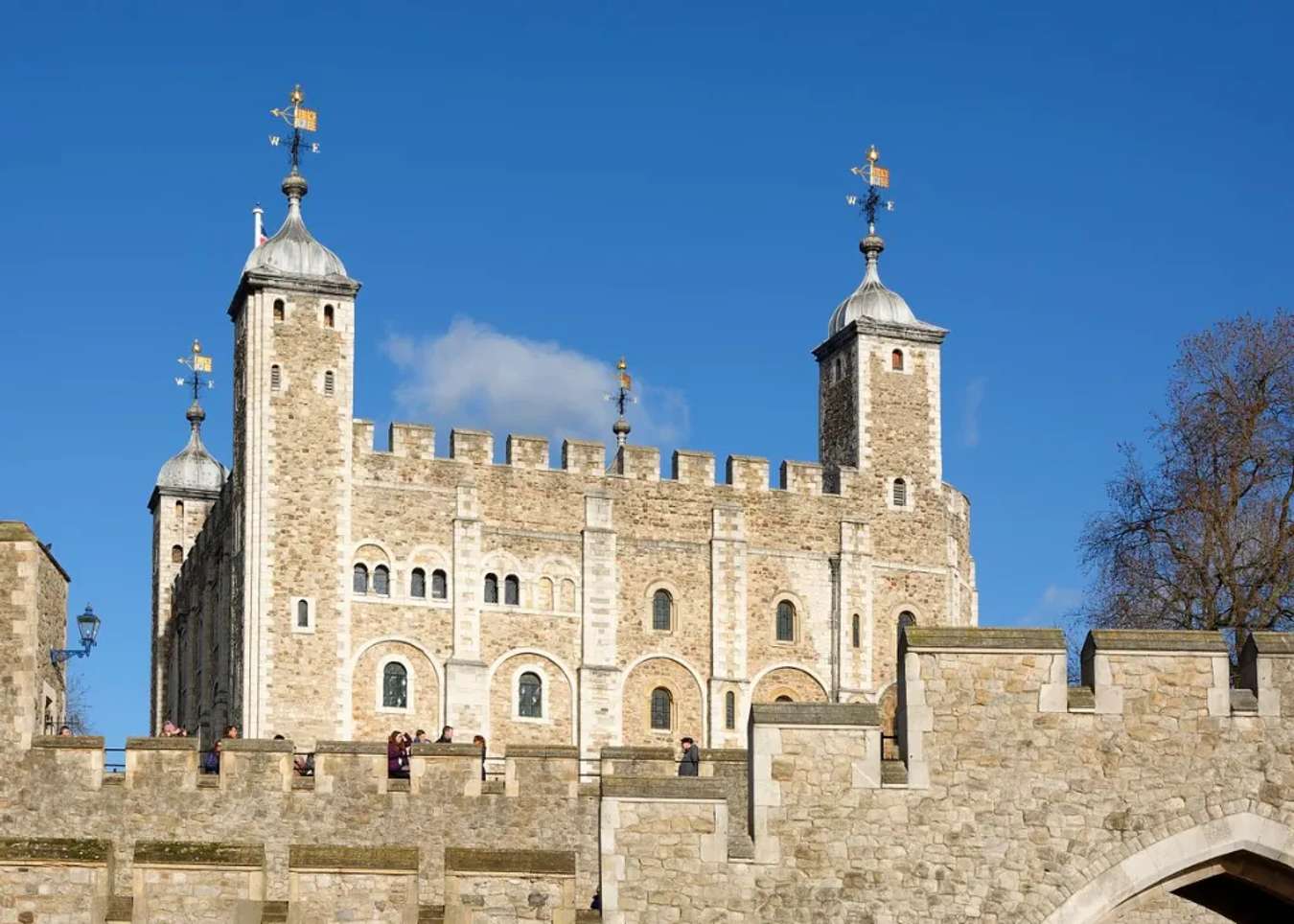 Tháp London - Top những địa điểm tham quan tại Anh không nên bỏ lỡ