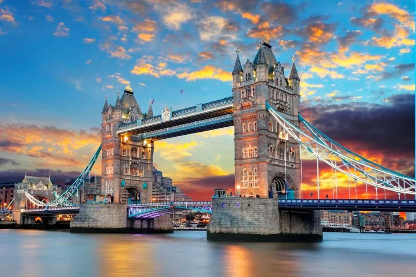 Tháp London - Top những địa điểm tham quan tại Anh không nên bỏ lỡ