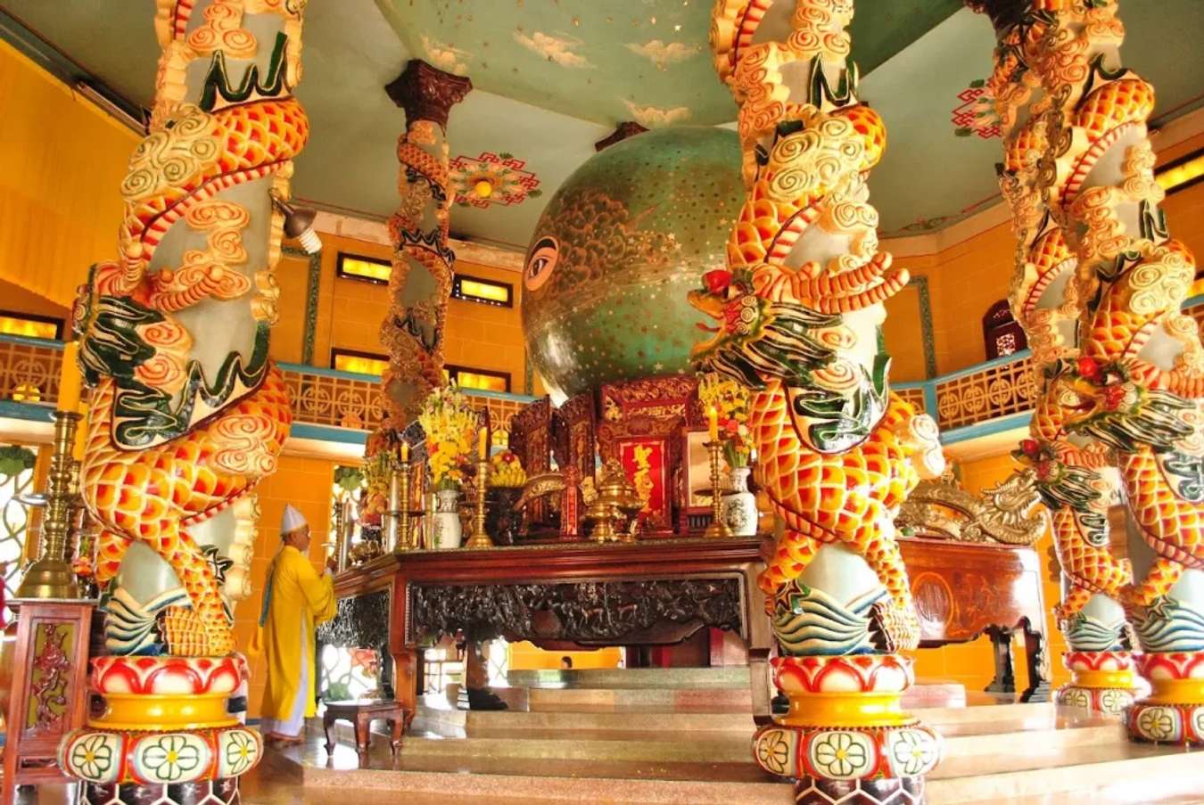 Tòa Thánh Cao Đài - công trình tôn giáo hàng đầu Châu Á