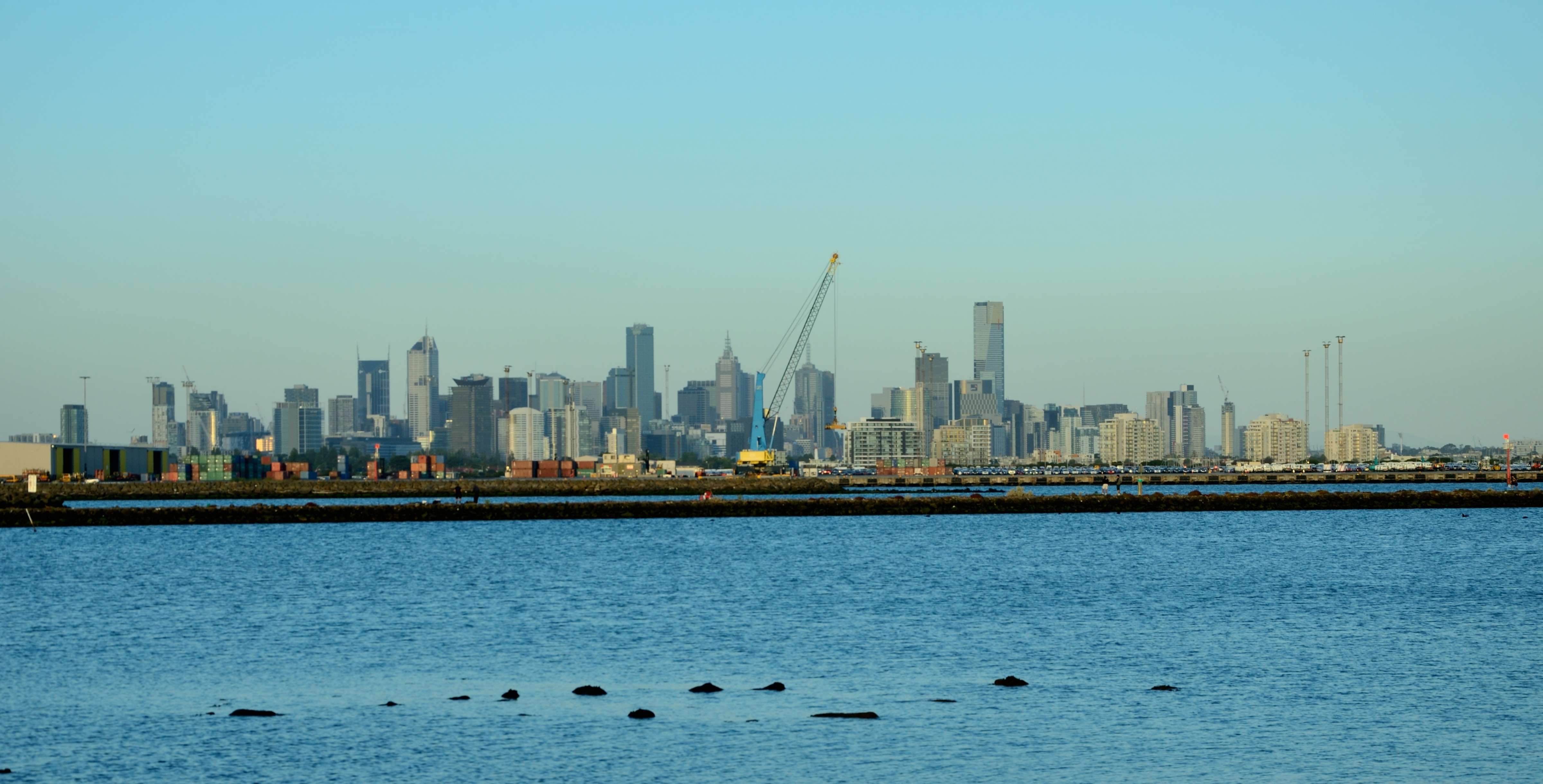 Enjoy the Beauty of the Sea and Sand at Williamstown Beach