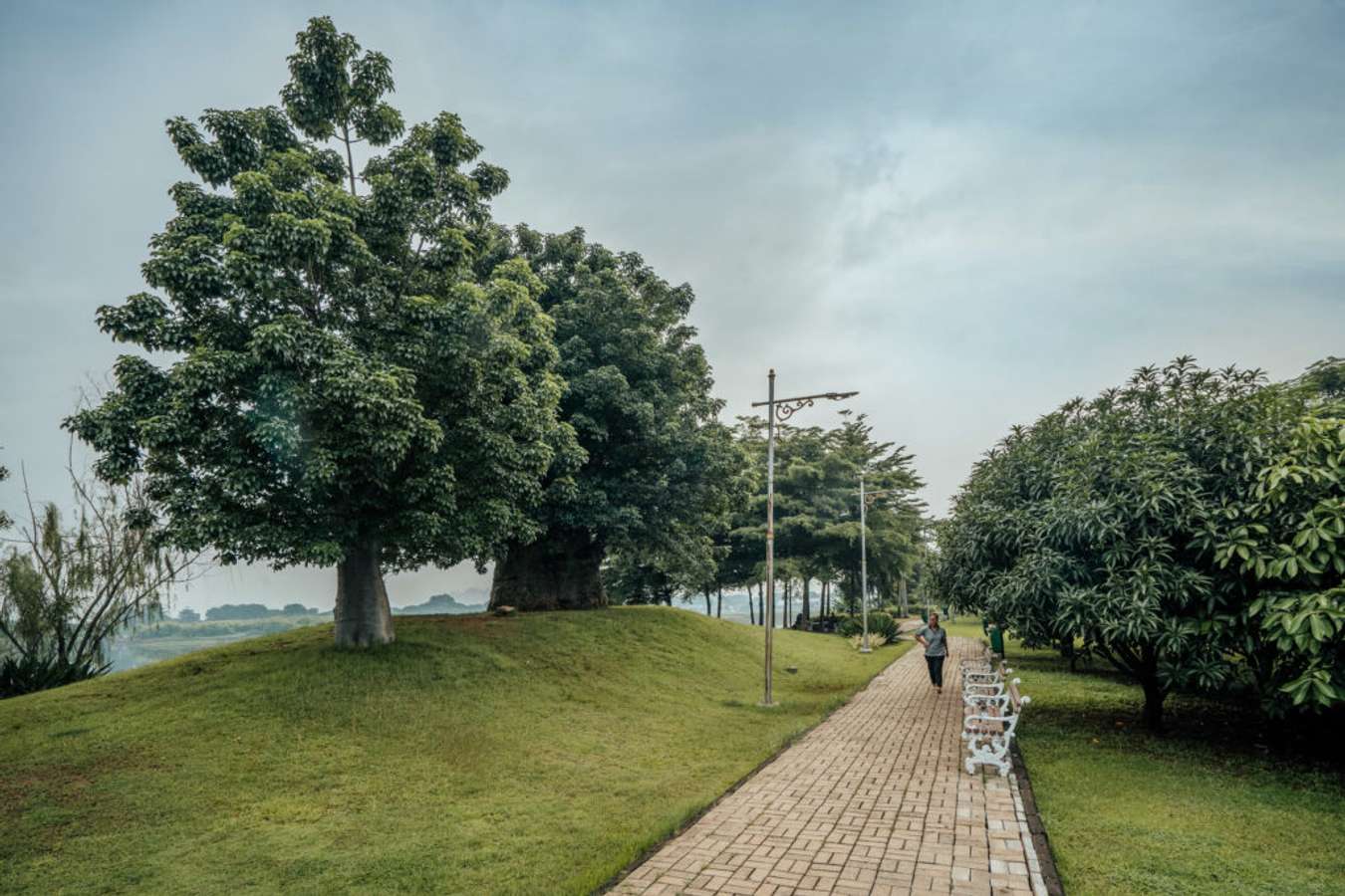 7 Tempat Wisata di Jakarta Timur yang Gratis, Ada Taman & Wisata Kelenteng