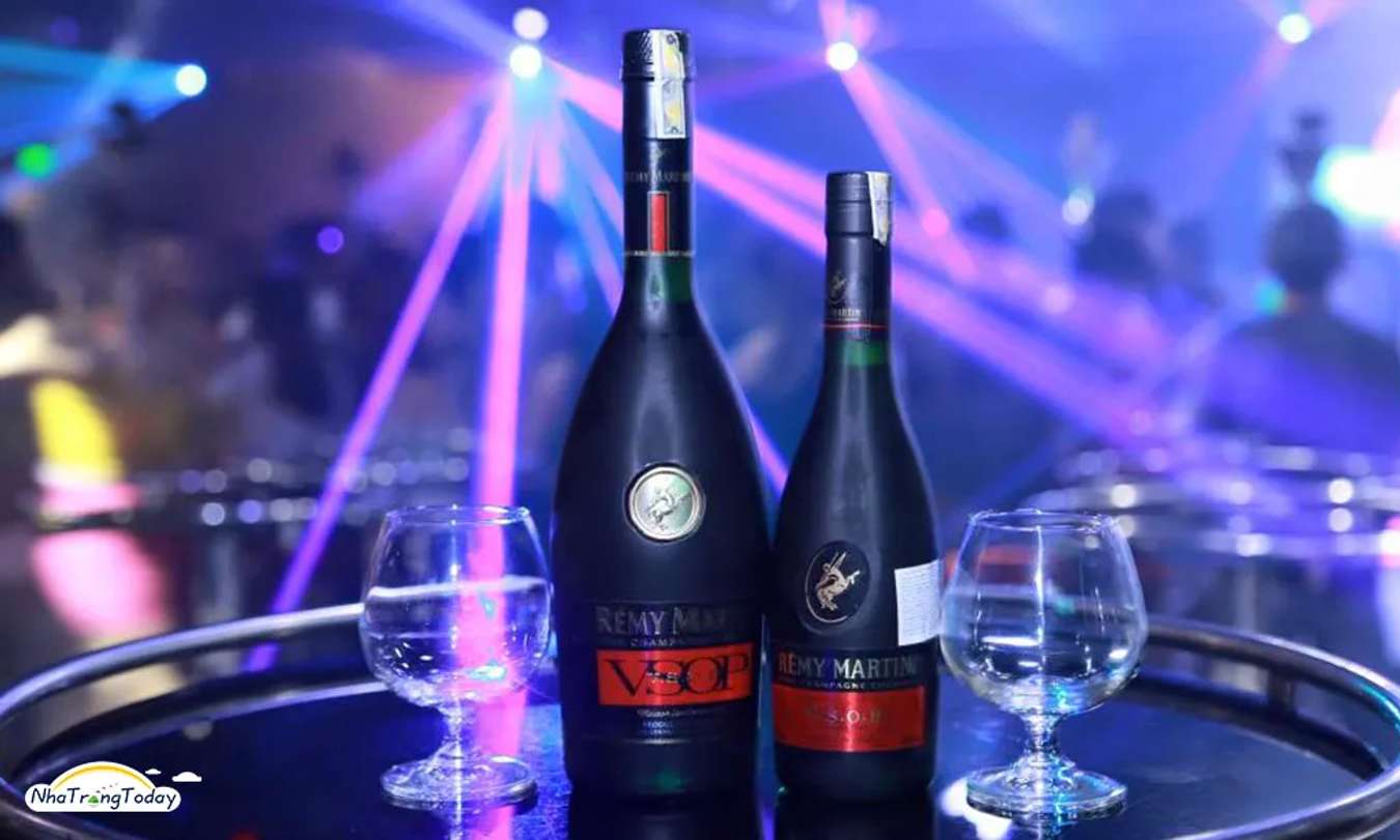 Top 7 Quán bar Nha Trang hàng đầu dành cho những người “không ngủ”