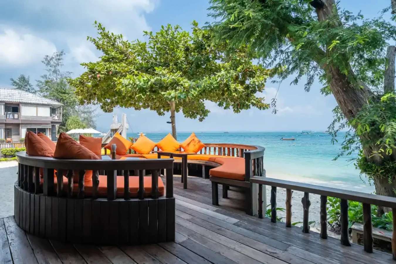 9 Beachfront Hotels in Koh Samet with Beautiful Sandy Beaches.