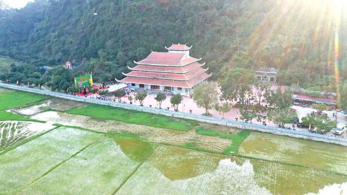 Đầm Đa Hoà Bình - kiệt tác độc đáo của tạo hóa