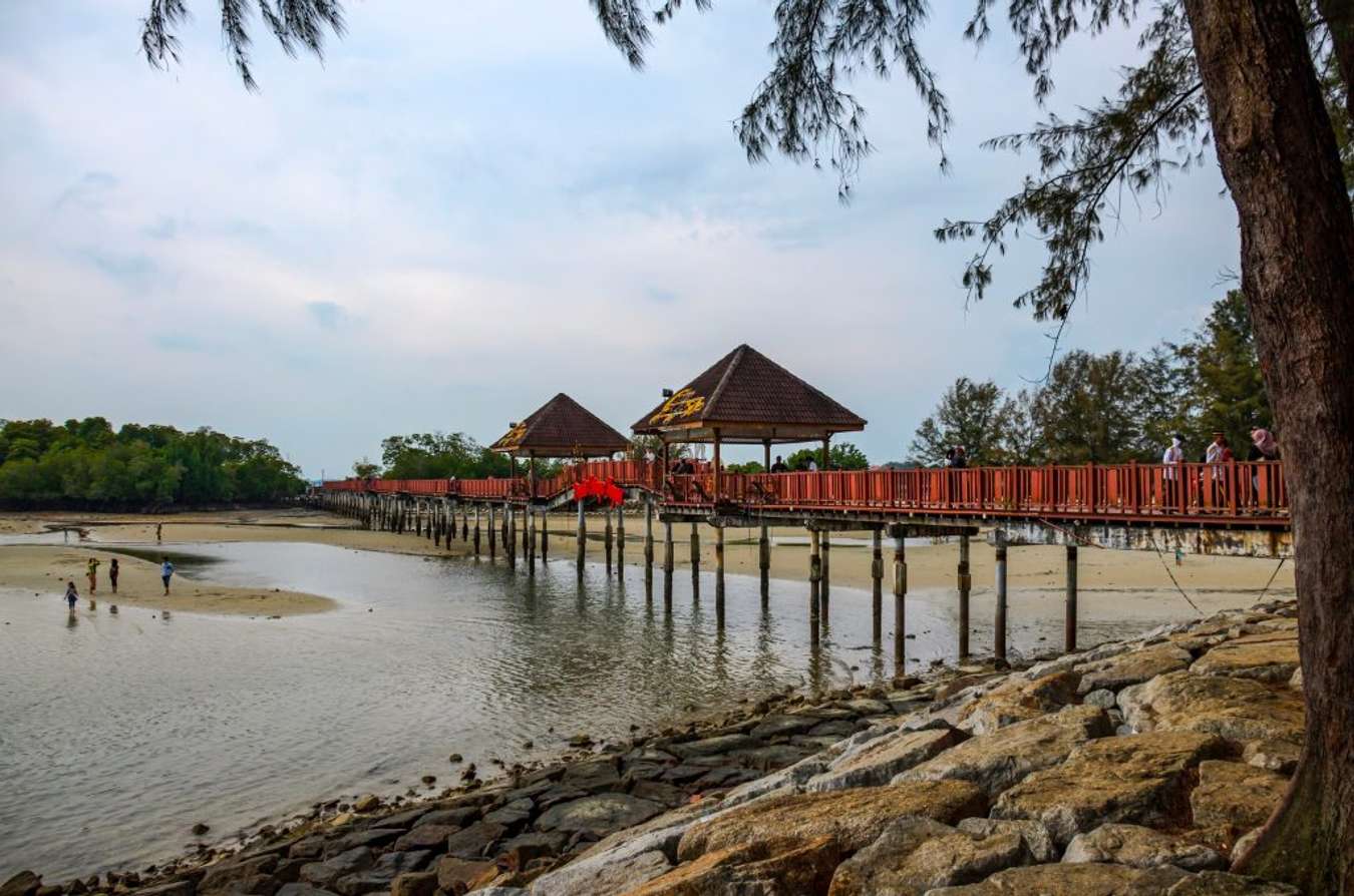 8 Best Port Dickson Beaches for Your Rejuvenating Getaway!