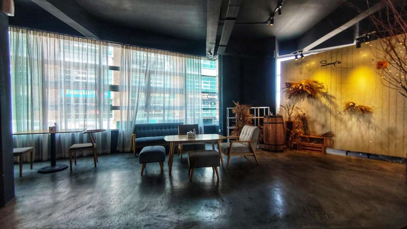 15 Aesthetic Cafes in Muar: Enjoying Food with the Best Views!