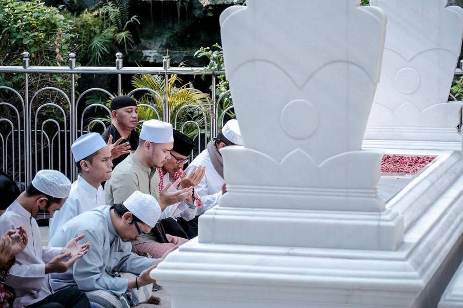 makam sunan ampel surabaya