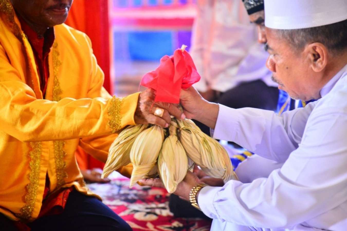 Mengenal 5 Upacara Adat Sulawesi Tengah yang Menarik