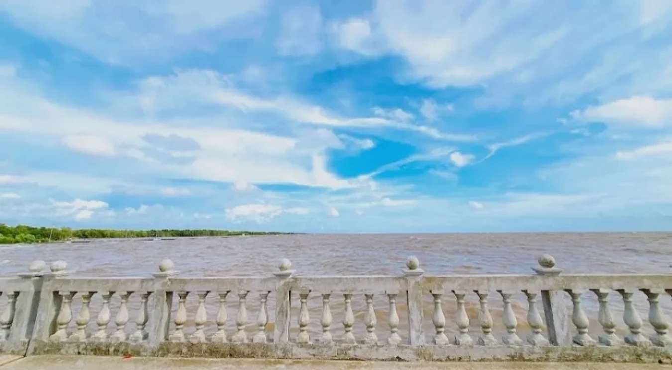 Khám phá Hòn Đá Bạc - Cụm đảo có niên đại 180 triệu năm