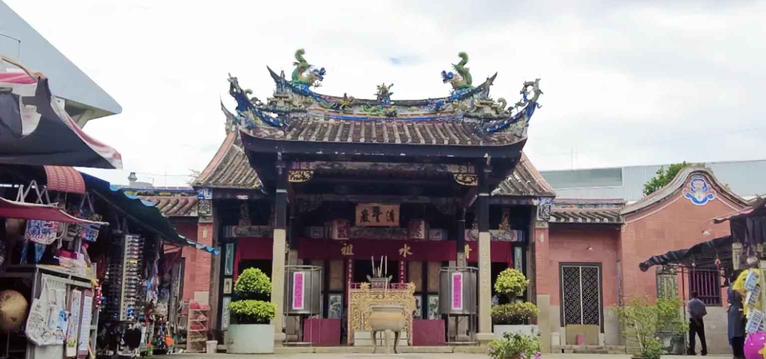 Khám phá Đền Rắn Thật ở Penang Malaysia