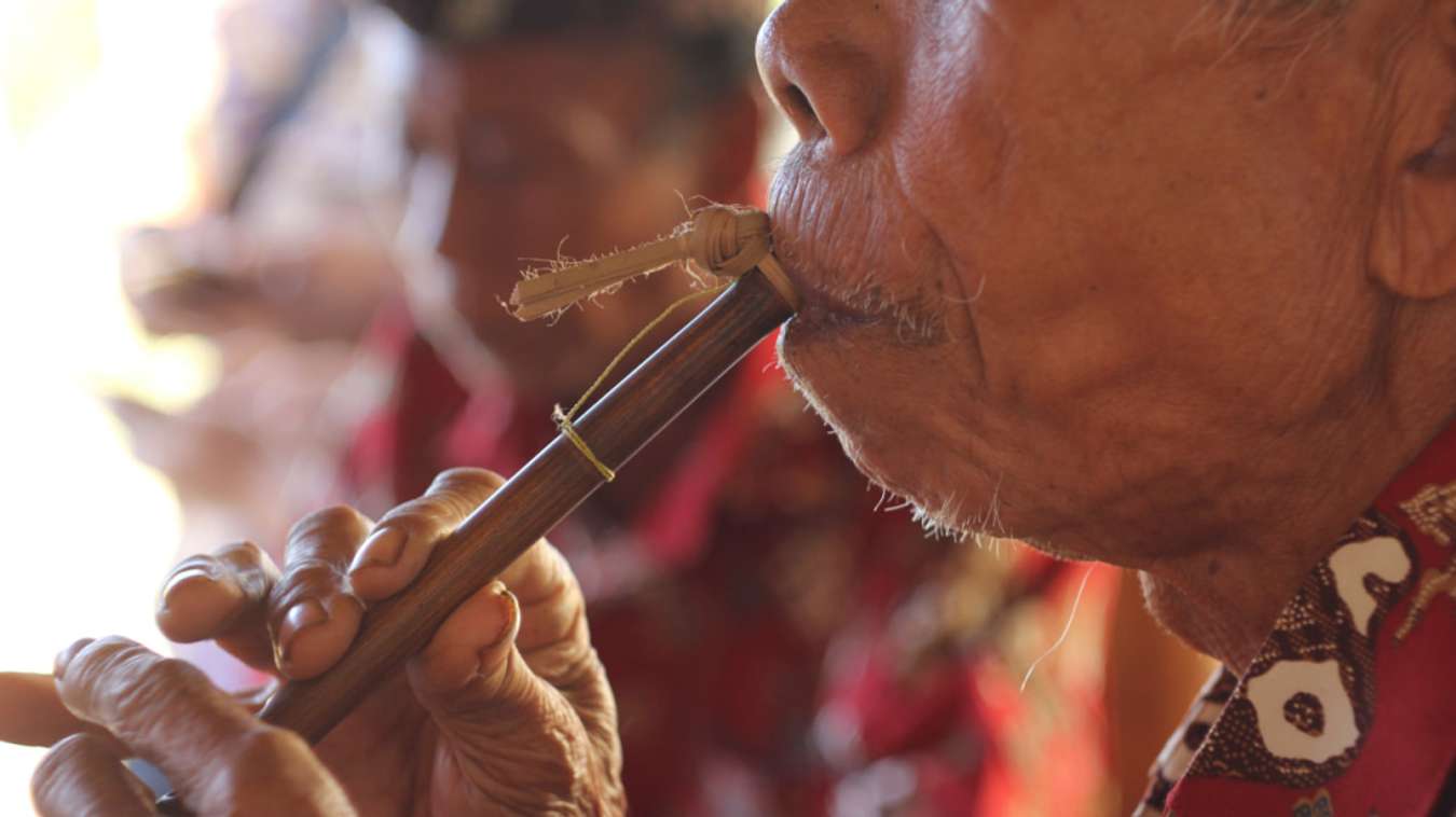 12 Alat Musik Tradisional yang Ditiup