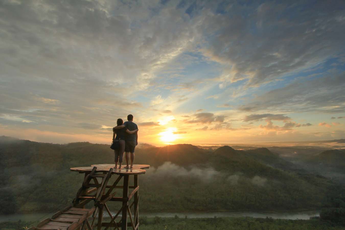 8 Bukit yang ada di Jogja, Spot Sunrise dan Sunset!