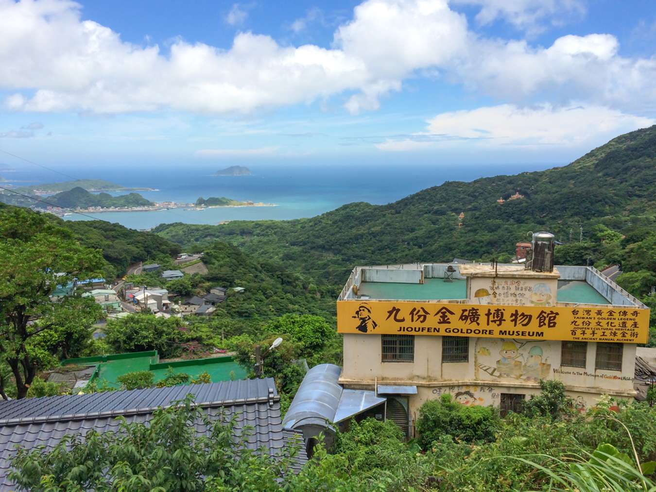 10 Fun Things to Do in Jiufen Taiwan Explore Jiufen, Taiwan’s charm ...