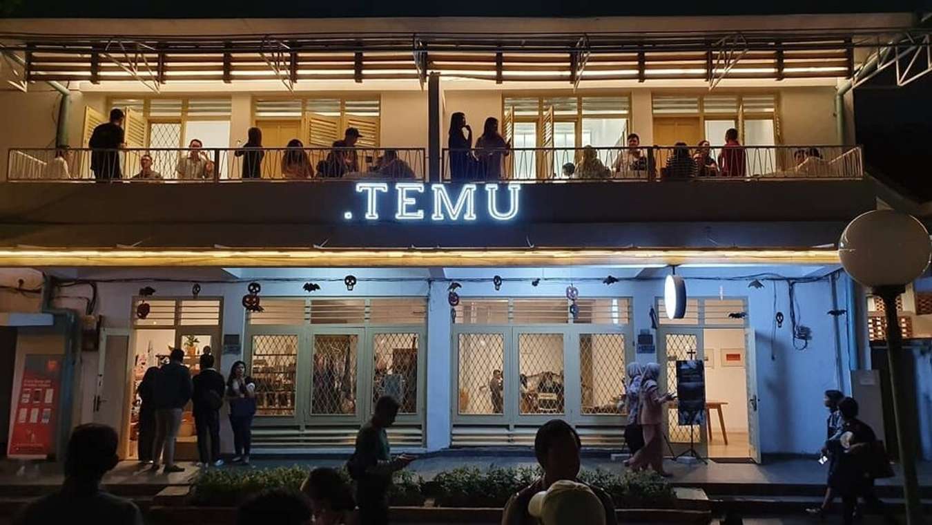 15 Cafe Dekat MRT, Cocok Buat Santai & WFC