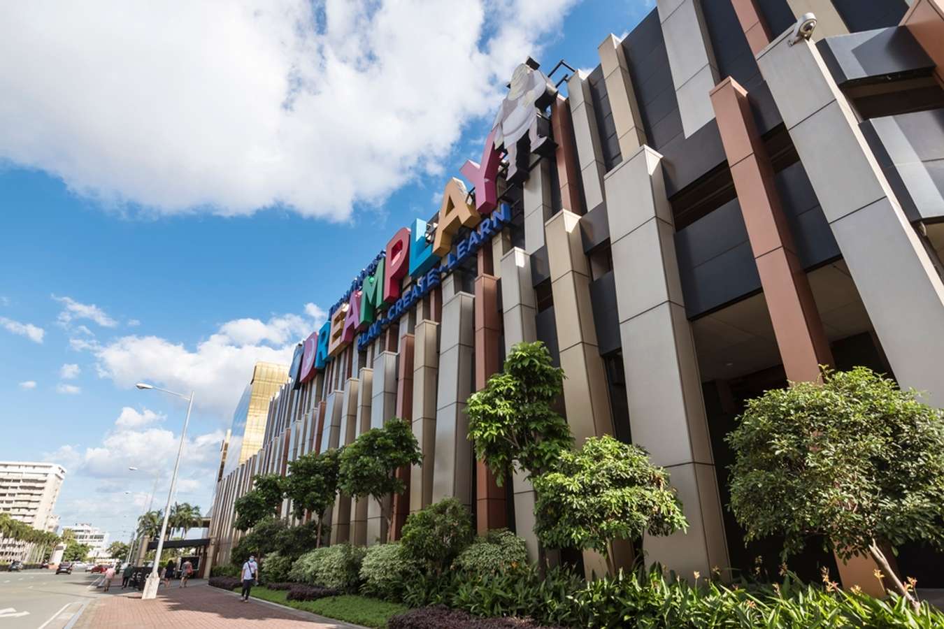 Thrills and Adventures: Exploring the Exciting Theme Parks of Manila
