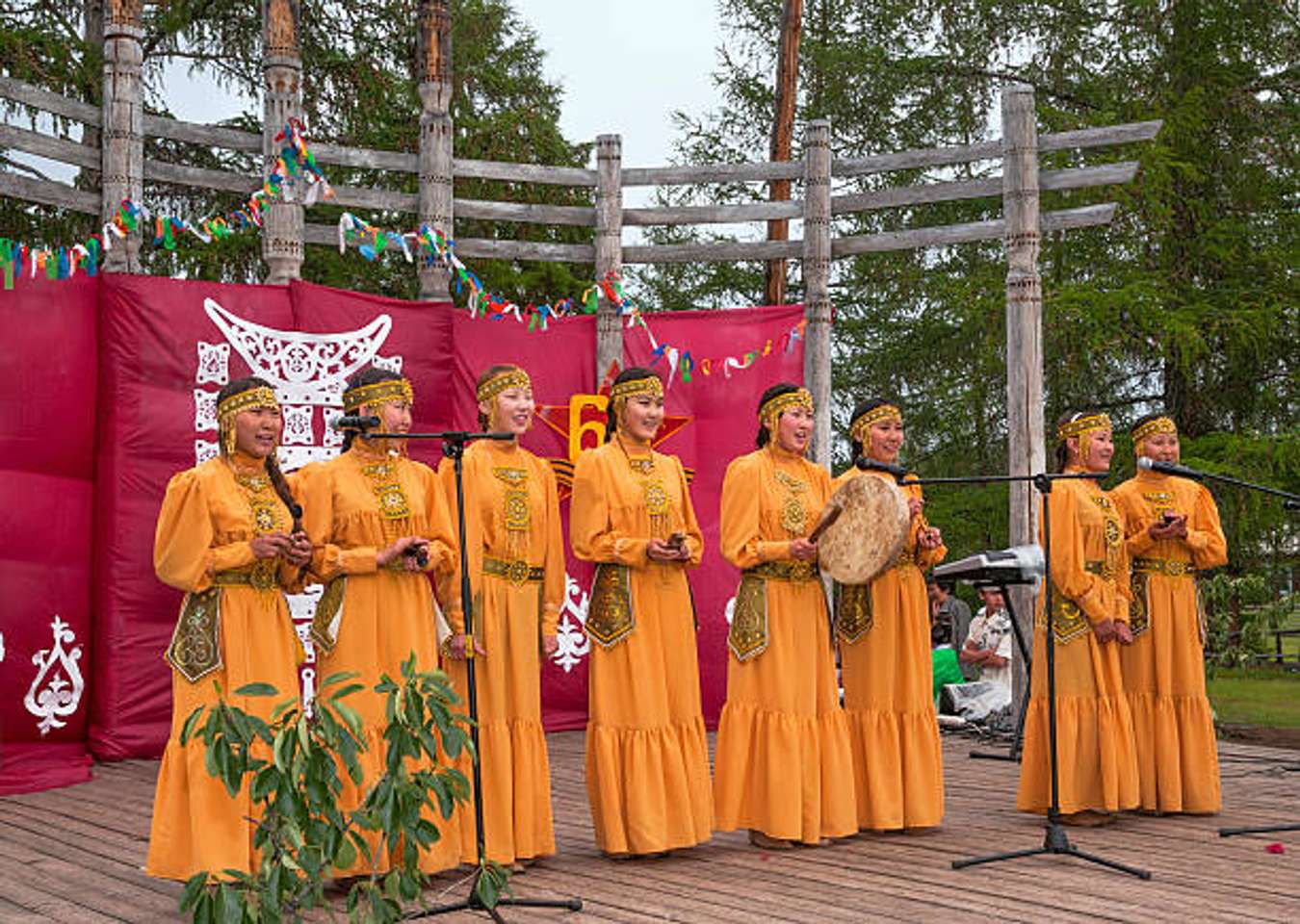 10 Lagu Daerah Terpopuler Beserta Lirik dan Maknanya