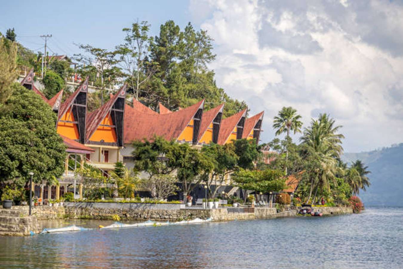 Mengenal 5 Upacara Adat Sumatera Utara yang Masih Dijalankan