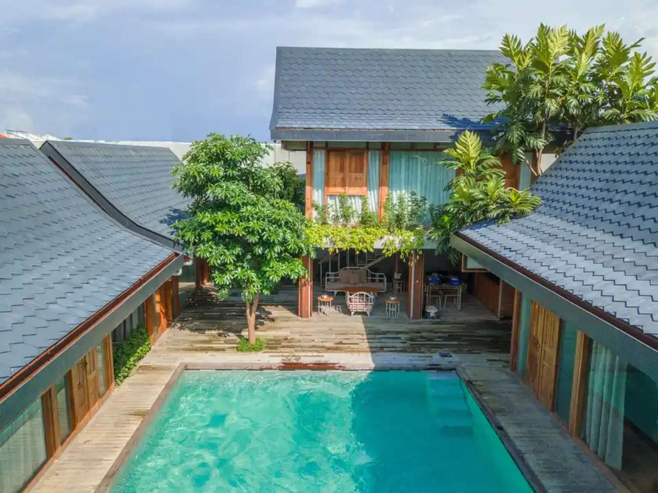 6 Rekomendasi Villa dengan Private Pool di Solo