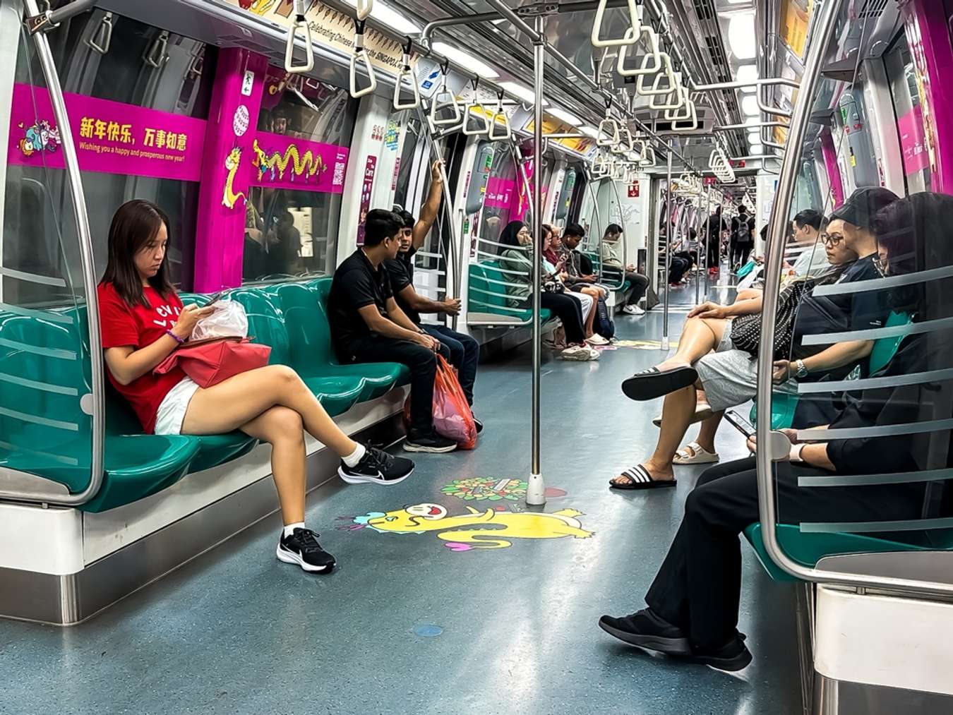 Complete Guide to Circle Line MRT Singapore