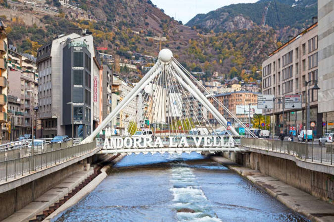 Mengenal KBRI Andorra dan Layanannya Sambil Berkunjung ke Paris