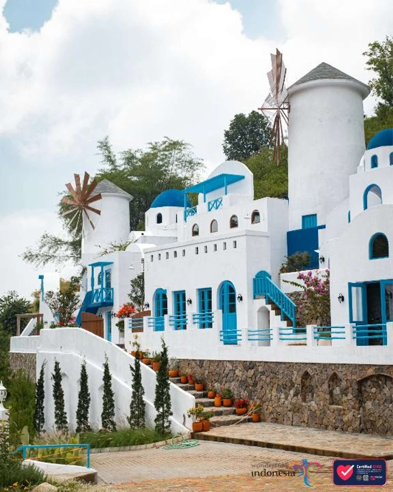 13 Wisata Outdoor Bandung yang Family Friendly dengan Harga Terjangkau