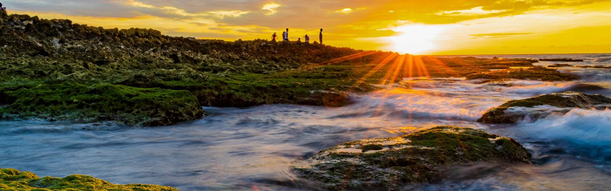 10 Things to Do in La Union, From Beaches to Temple