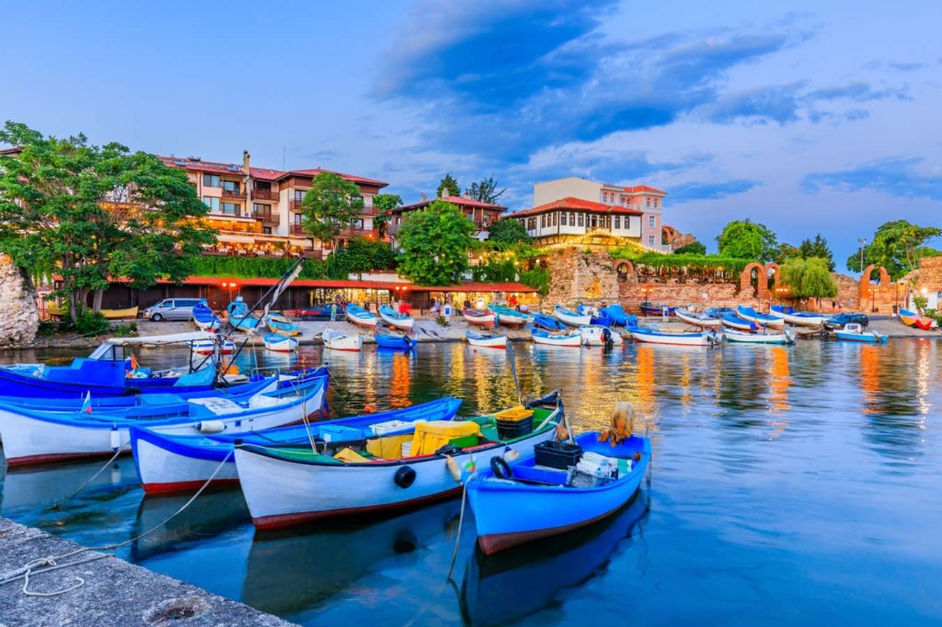 Mengunjungi KBRI Bulgaria dan Mengenal Jenis Layanannya