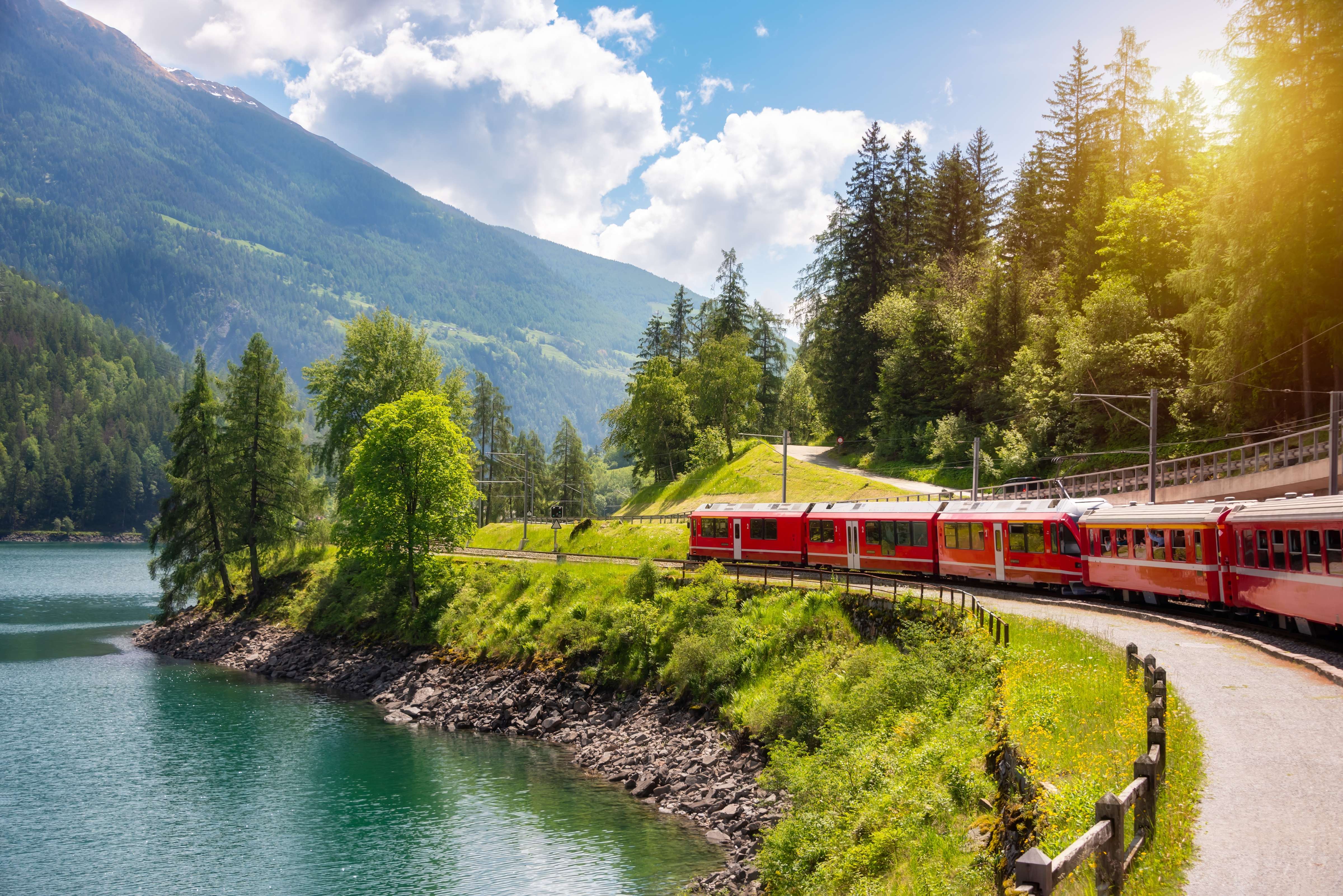 10 Wisata Alam di Swiss yang Wajib Kamu Kunjungi