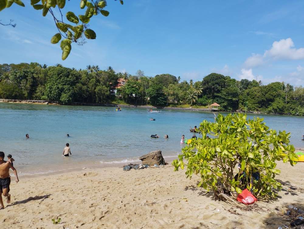 Pantai Nongsa: Lokasi, Jam Buka, Harga Tiket Masuk, dan Daya Tariknya