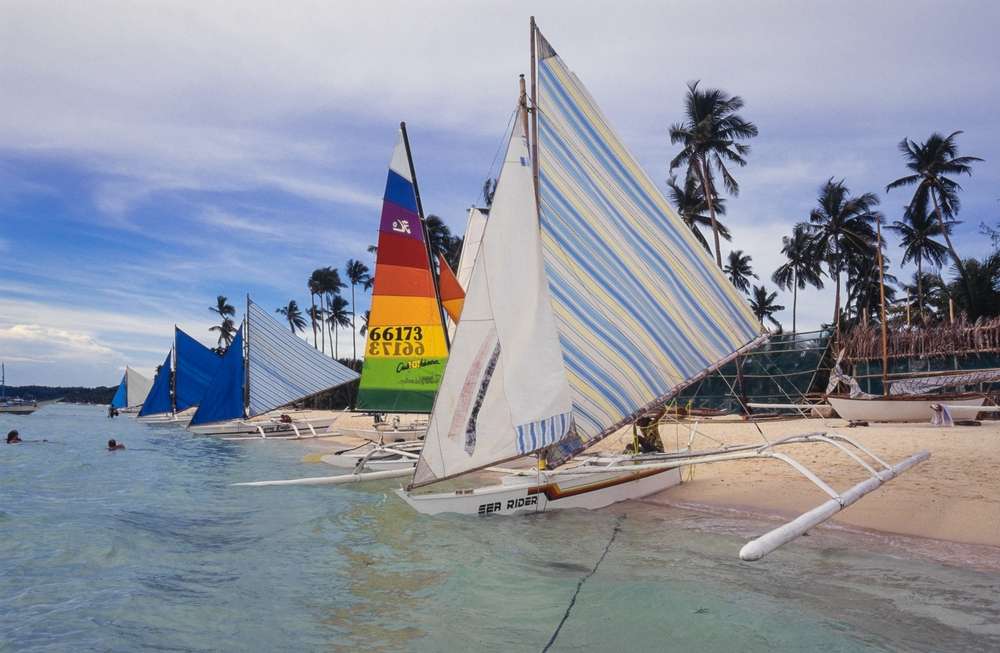 Explore the Best Visayas Tourist Spots and Nature in the Philippines